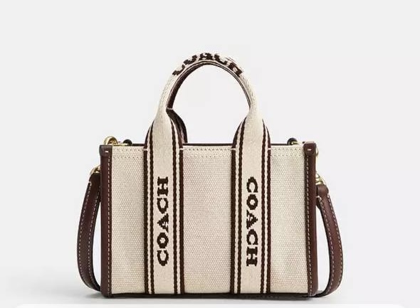 (Pre Order) coach mini smith tote - Amory
