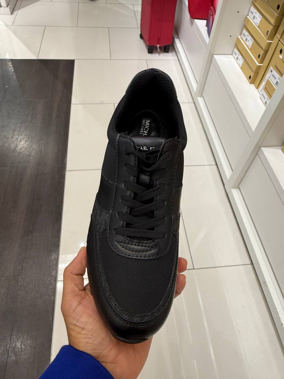 (Pre Order) Michael Kors andi trainer shoes US6.5 - Amory