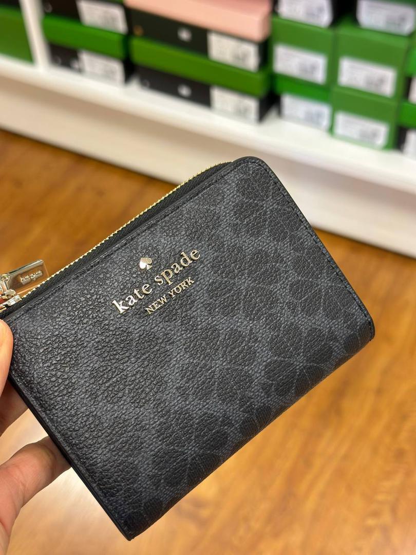 (Pre Order) Kate Spade madison small l zip wallet in signature flower ...